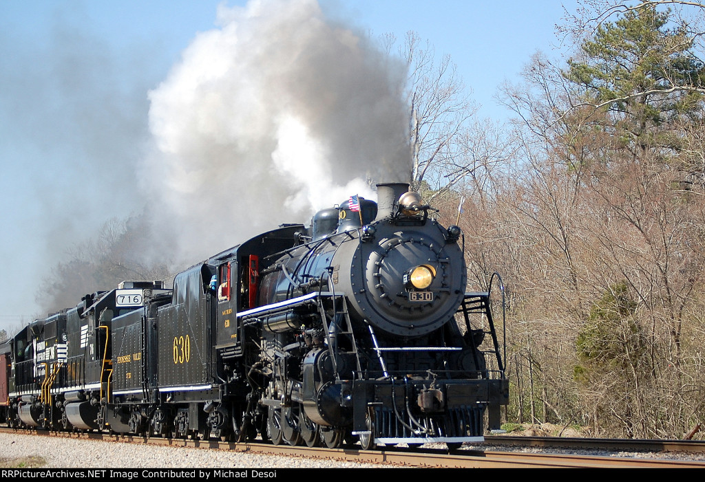Sou 2-8-0 #630 heads east about to cross Main St.